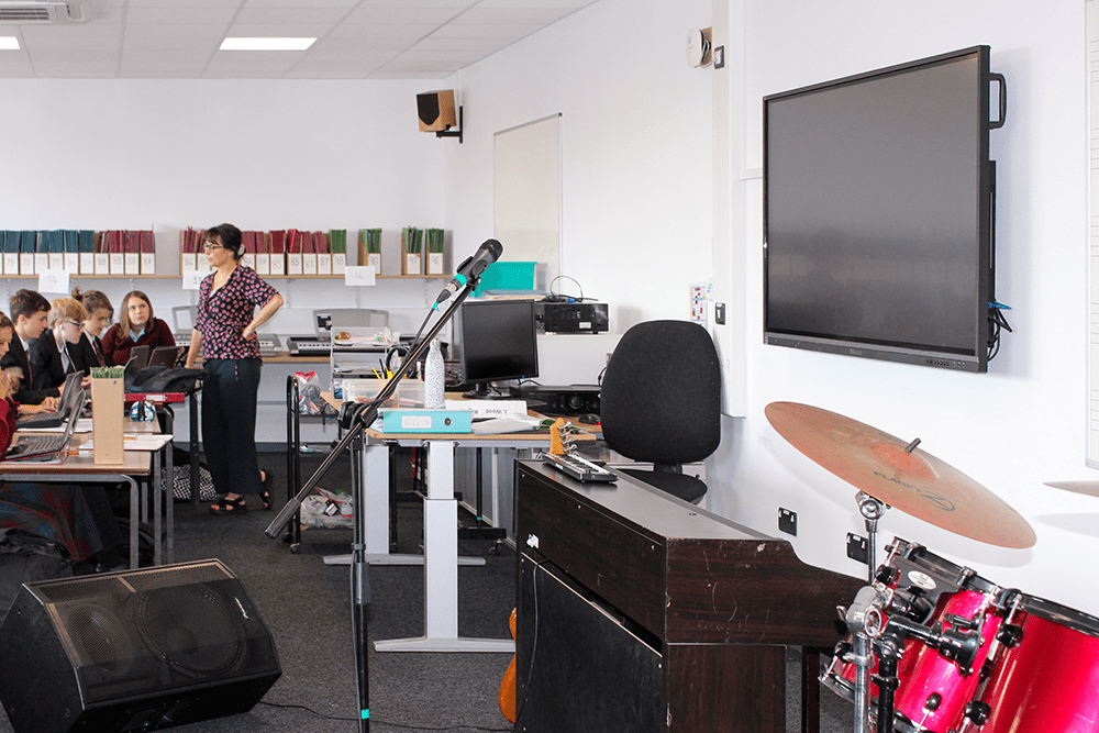 Big Creative Academy & The Broxbourne School - Pioneer PRO AUDIO