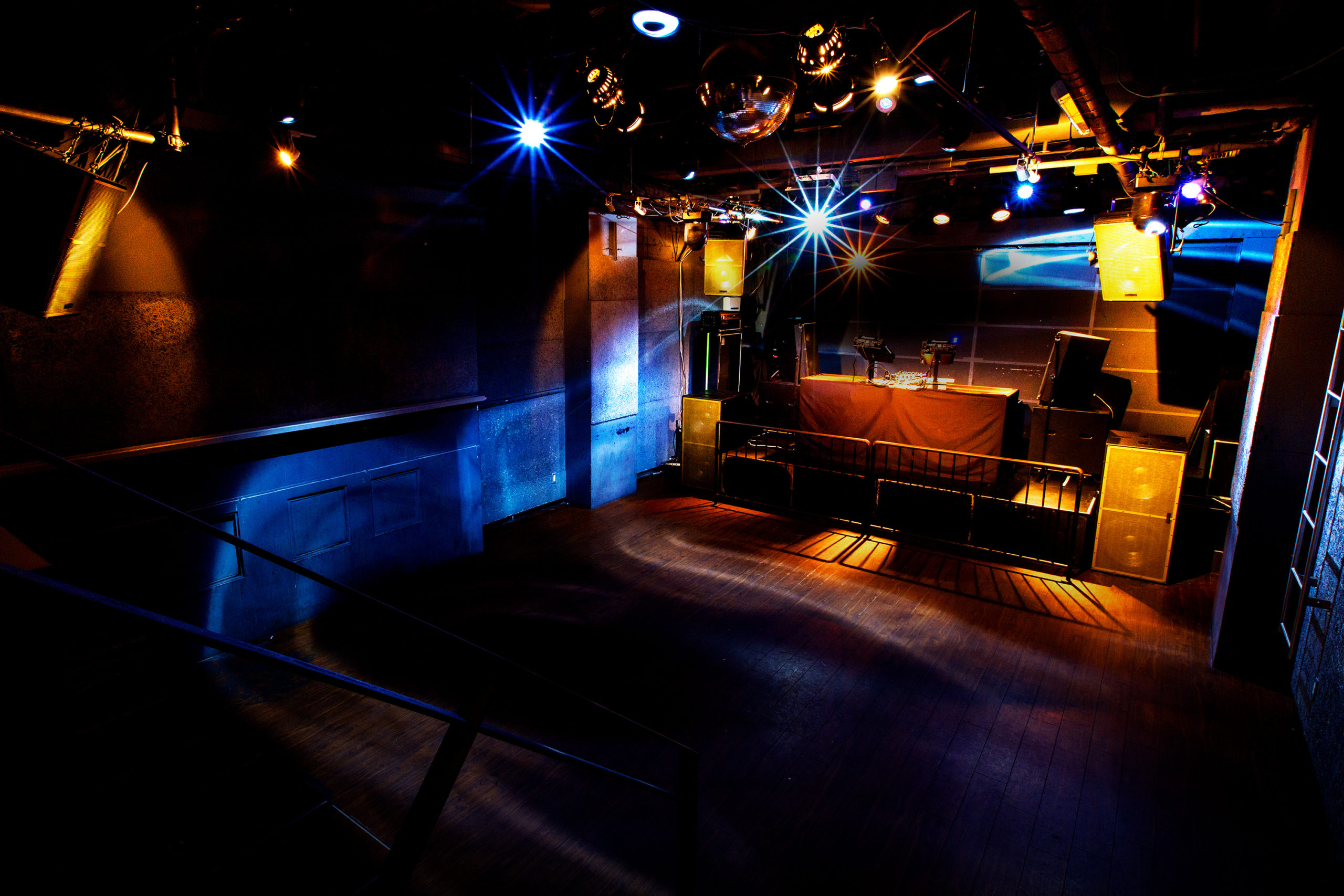 Circus Tokyo - Pioneer PRO AUDIO