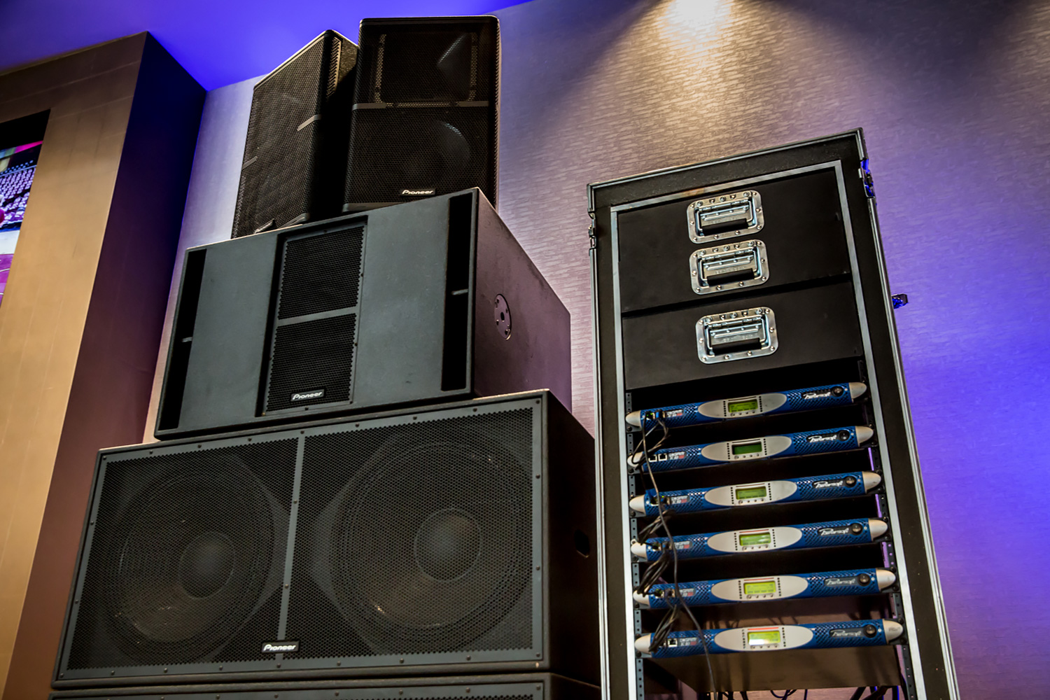 Sake Rok - Pioneer PRO AUDIO